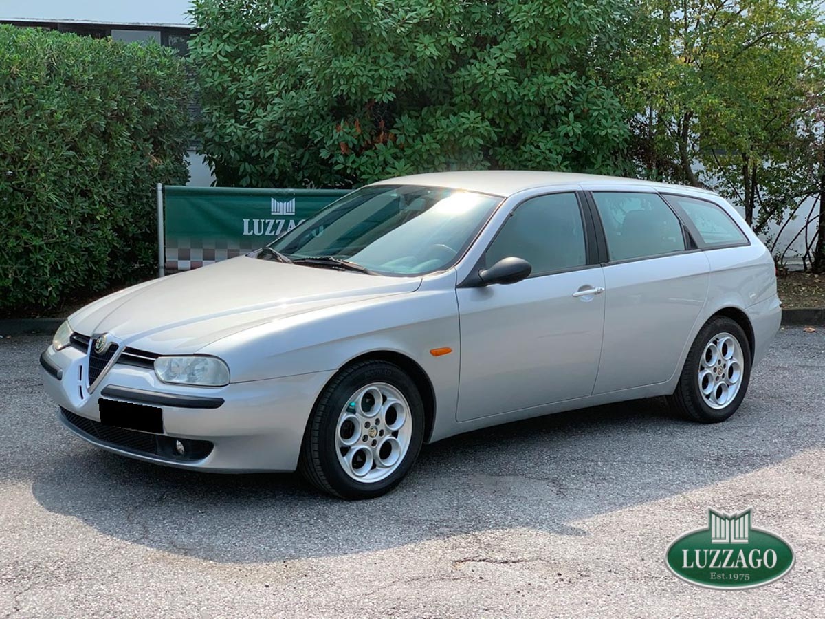Alfa Romeo 156 2.5 V6 Sportwagon S1 classic cars historic cars vintage cars for sale by Luzzago 1975